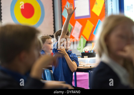 Year Four French lesson at Two Waters Primary School in Hemel Hempstead ...