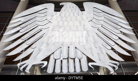 Berlin, Federal Eagle in Parliament in the Reichstag Stock Photo - Alamy