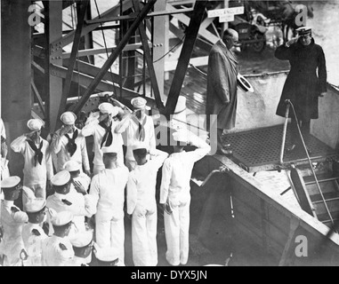 The USS Langley (CV-1), commissioned in 1925, was the first U.S. Navy ...