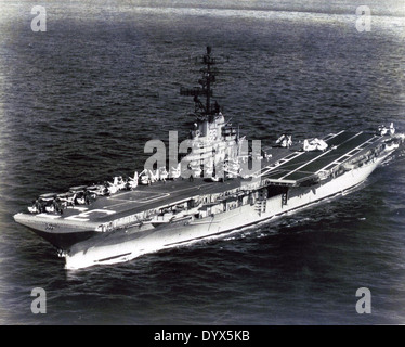 The USS Kearsarge (CV-33) was a U.S. Navy aircraft carrier that ...