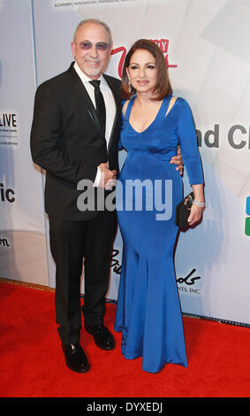 Gloria Estefan and Emilio Estefan attend The 26th Annual Latin GRAMMY ...