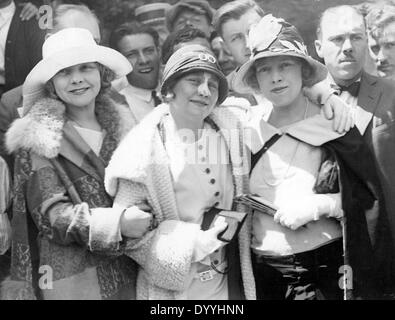The Duncan Sisters (Vivian Duncan, left, and Rosetta Duncan), 1952 ...
