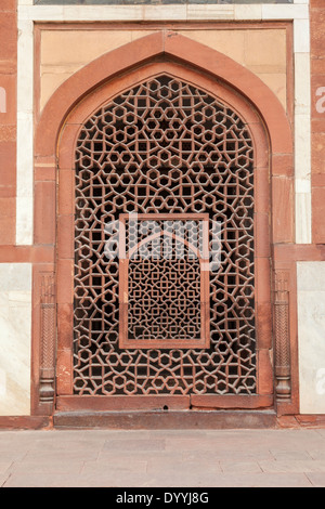 New Delhi, India. Geometric Window Design, Humayun's Tomb, Delhi's ...