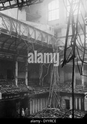 Destroyed Reichstag, after 1945 Stock Photo - Alamy