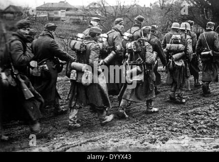 German Soldiers Marching at the Eastern Front, 1942 Stock Photo - Alamy