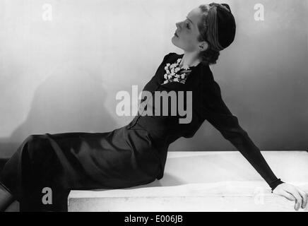 Women's fashion, 1937 Stock Photo: 68846646 - Alamy