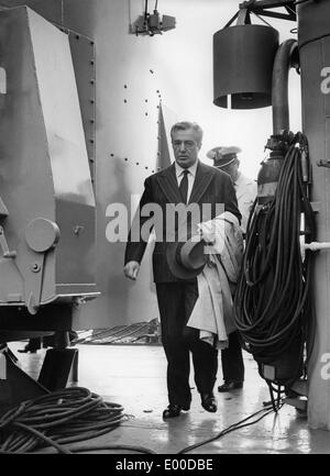 Vittorio de Sica, 1958 Stock Photo - Alamy
