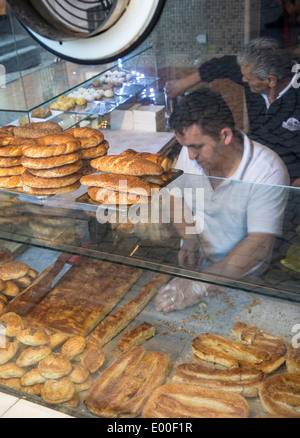 Istanbul Turkey Turkish Baker Bakery Bread Shop Stock Photo - Alamy