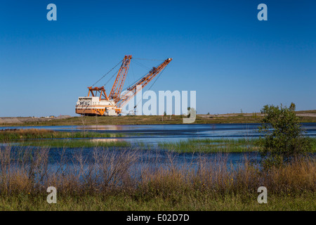 The drag-line scoop "Big Lou" at an open pit coal mine near Estevan ...
