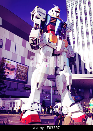 Giant Gundam Statue in Tokyo, Japan Stock Photo - Alamy