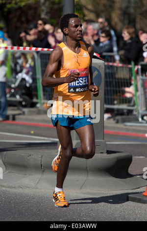 Amanuel MESEL, Virgin Money London Marathon 2014, The Highway, London ...
