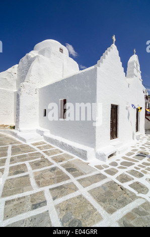 Greece, the Cyclades, Mykonos, Hora, Paraportiani chapel Stock Photo ...