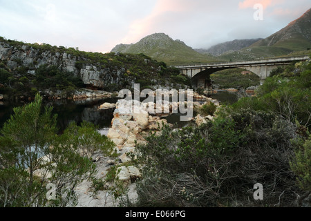 Bridge over the Palmiet River, Kleinmond, with Hottentots-Holland ...