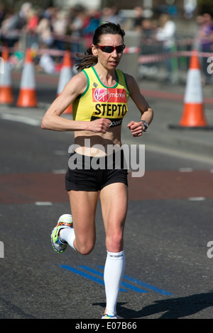 Emma STEPTO running in the Virgin Money London Marathon 2014, The ...
