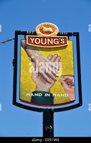 Hand in Hand pub, Wimbledon Village, Wimbledon, London Stock Photo - Alamy