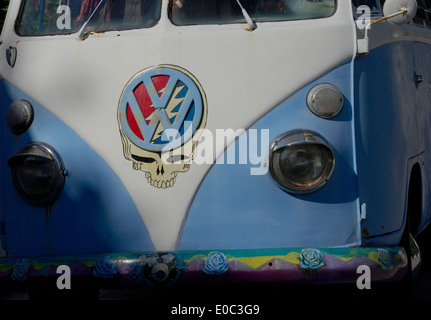 Volkswagen Bus in Key West Stock Photo - Alamy