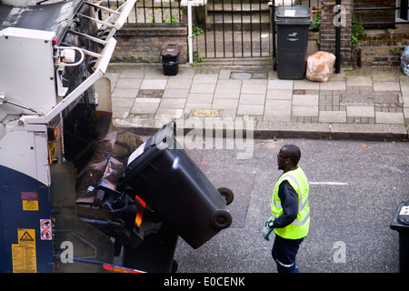 Lambeth Waste Collection Vehicle Stock Photo - Alamy