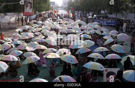 Activists of Mohajir Qaumi Movement (MQM-H) are protesting against ...