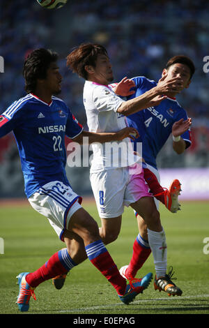 Yuji Nakazawa (F Marinos), MAY10, 2014 - Football/Soccer : 2014 J ...