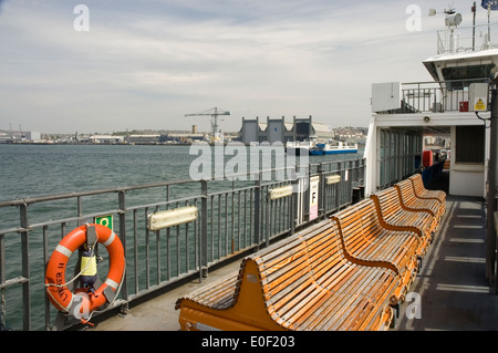 Torpoint ferry crossing the Tamar River between Torpoint in Cornwall ...