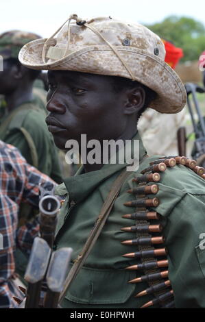 Gumuruk, Jonglei, South Sudan. 13th May, 2014. South Sudan Democratic ...