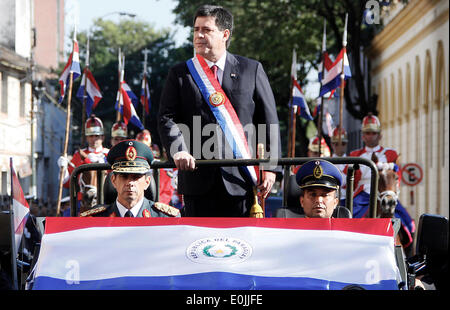 Asuncion, Paraguay. 14th May, 2014. Students participate in the ...