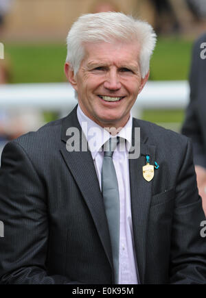 DEREK SHAW RACE HORSE TRAINER 10 February 1998 Stock Photo - Alamy