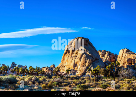 View of rock formations illuminated by sun in Bryce Canyon, Utah Stock ...