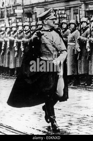 Adolf Hitler Inspecting German Troops, 1941. Second World War ...