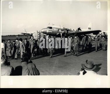 Mar. 03, 1954 - SURVIVORS OF THE ''EMPIRE WINDRUSH'' ARRIVE.. WALKING ...