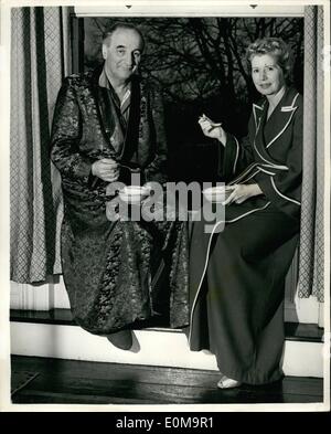 Mar. 03, 1954 - Sir Bernard and Lady Docker takes nature cure.: Photo ...