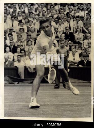 Jun. 23, 1954 - 3rd day of Wimbledon Tennis Championships; Budge Patty ...