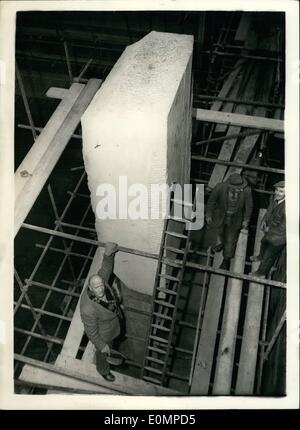 SIR JACOB EPSTEIN Stock Photo - Alamy