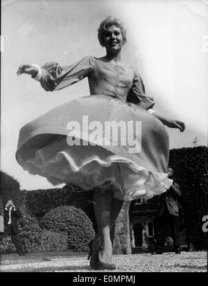 American actress Kim Novak in the movie Picnic, USA 1955 Stock Photo ...