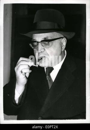 Dec. 12, 1956 - Al Weill Comes to London He wants to Manage Dave Rent ...