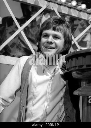 Portrait of singer Graham Bonney Stock Photo - Alamy