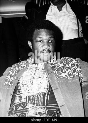 Heavyweight boxing champion George Foreman is pictured preaching ...