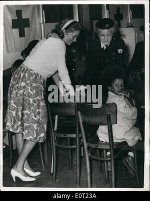 PRINCESS PAOLA REFUGEES FROM CONGO ARRIVE BRUSSELS 14 JULY 1960 Stock ...