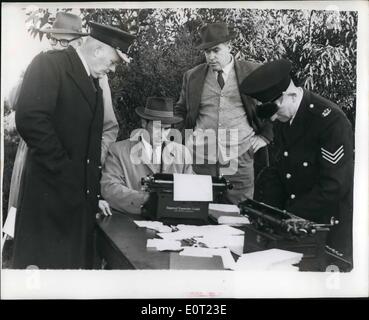 Jul. 07, 1960 - Hunt goes on for kidnapped Australian boy detectives ...