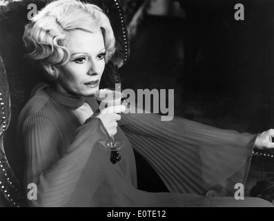 DAUGHTERS OF DARKNESS, (aka LES LEVRES ROUGES), Danielle Ouimet ...