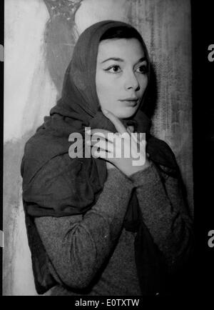 French actress and singer from the "Music-Hall" Yvette Guilbert (1865 ...