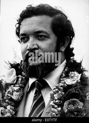 James Mancham being greeted at an event Stock Photo - Alamy