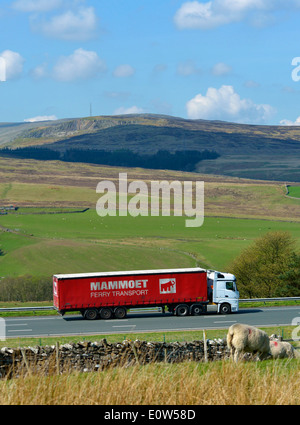 Mammoet Ferry Transport HGV on M6 motorway. Shap, Cumbria, England ...
