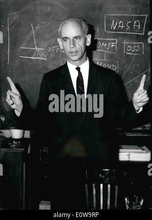 German-American rocket scientist Dr. Wernher von Braun (right) speaks ...