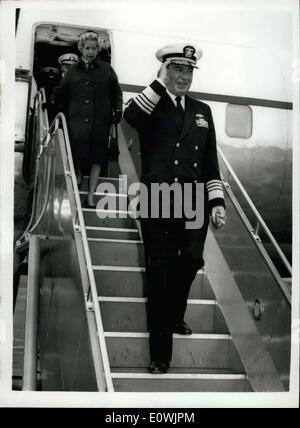 Supreme Allied Commander Atlantic On Flying Visit To Europe - Left to ...