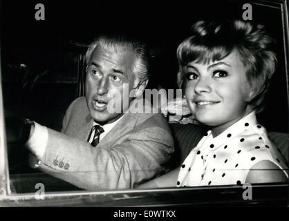 CAROLINE LECERF & STEWART GRANGER ACTOR WITH WIFE (1964 Stock Photo - Alamy