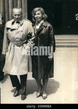 May 05, 1964 - Dr. Dering Wins His Case - Halfpenny Damages: Former ...