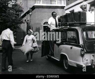 Aug. 08, 1964 - Chancellor of the Exchequer and family leave for ...