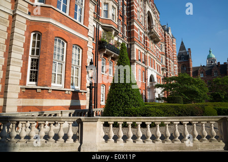Mansion house Albert Court, South Kensington, SW7, London, UK Stock ...