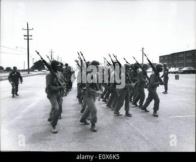 Aug. 08, 1965 - Army basic training center Fort Dix, N.J. After initial ...